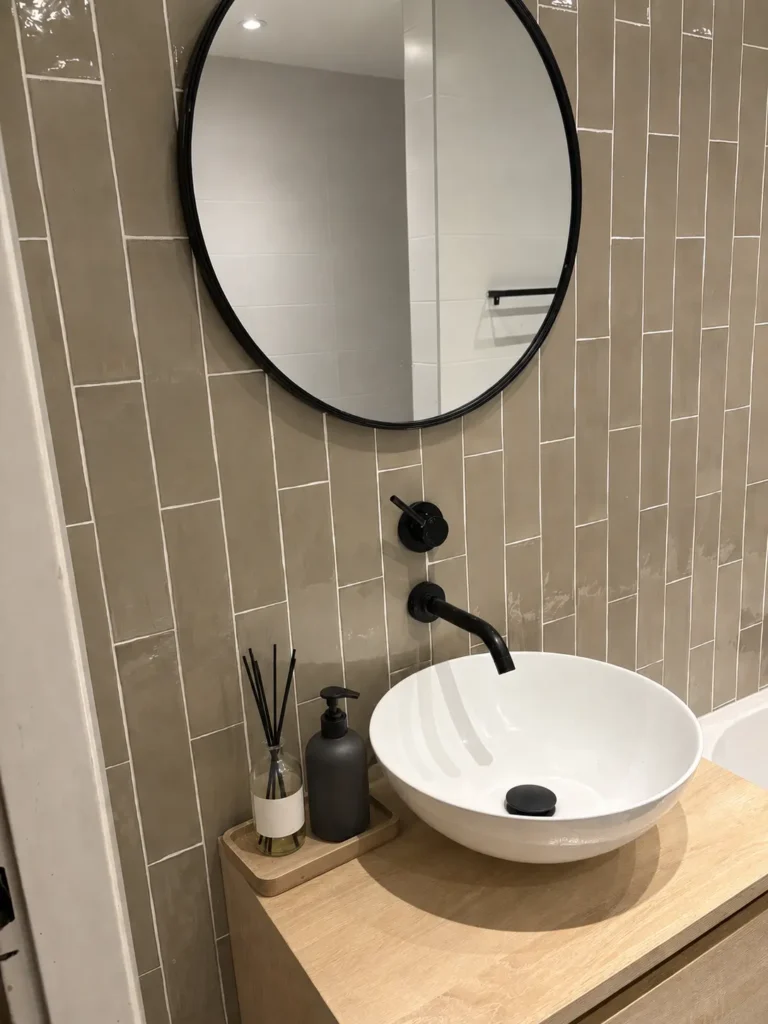 Tiny Bathroom? These Amazon Finds Make It Feel Like a Luxury Spa ...